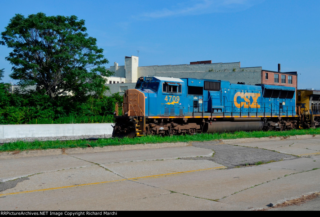 CSX 4709